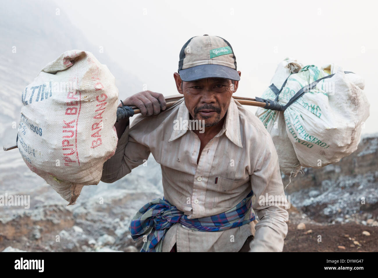 Unsafe load hi-res stock photography and images - Alamy