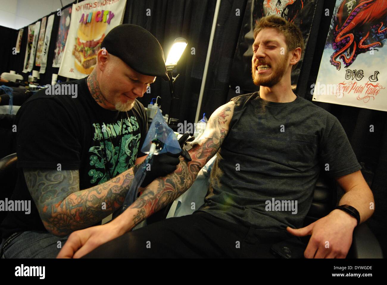 Live tattoo designs hi-res stock photography and images - Alamy