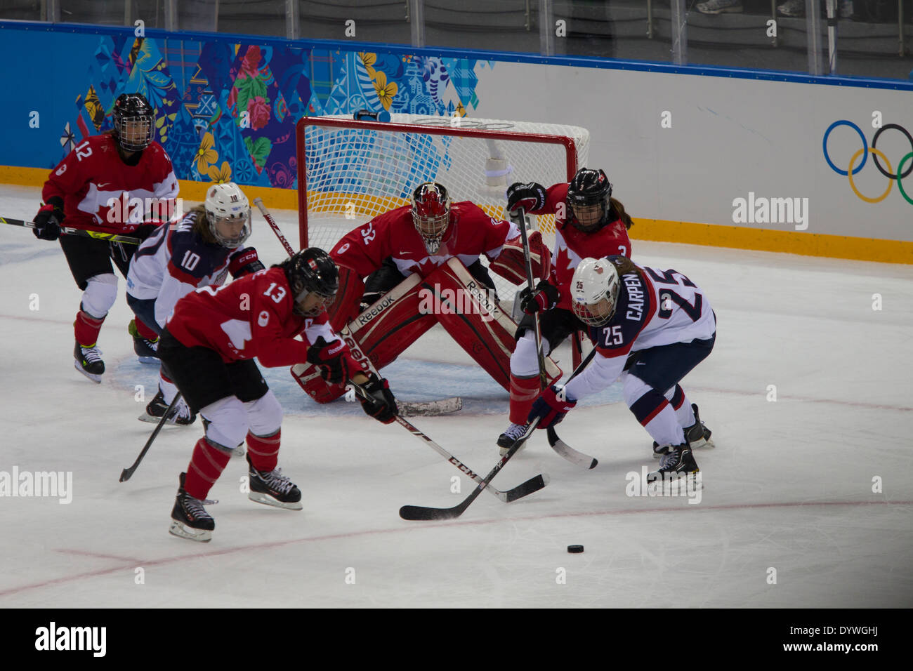 Caroline ouellette hi-res stock photography and images - Alamy