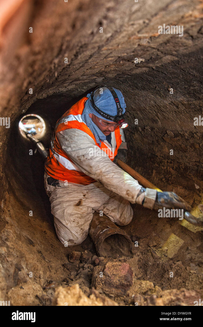 100 foot diameter hi-res stock photography and images - Alamy
