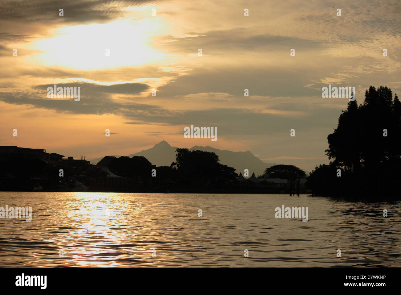Sarawak river hi-res stock photography and images - Alamy
