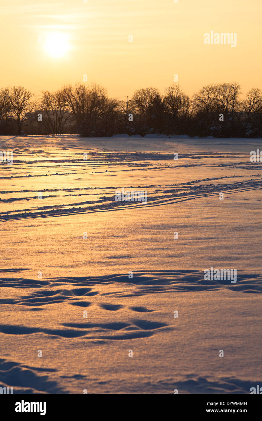 Wintry wintery winterly hi-res stock photography and images - Alamy