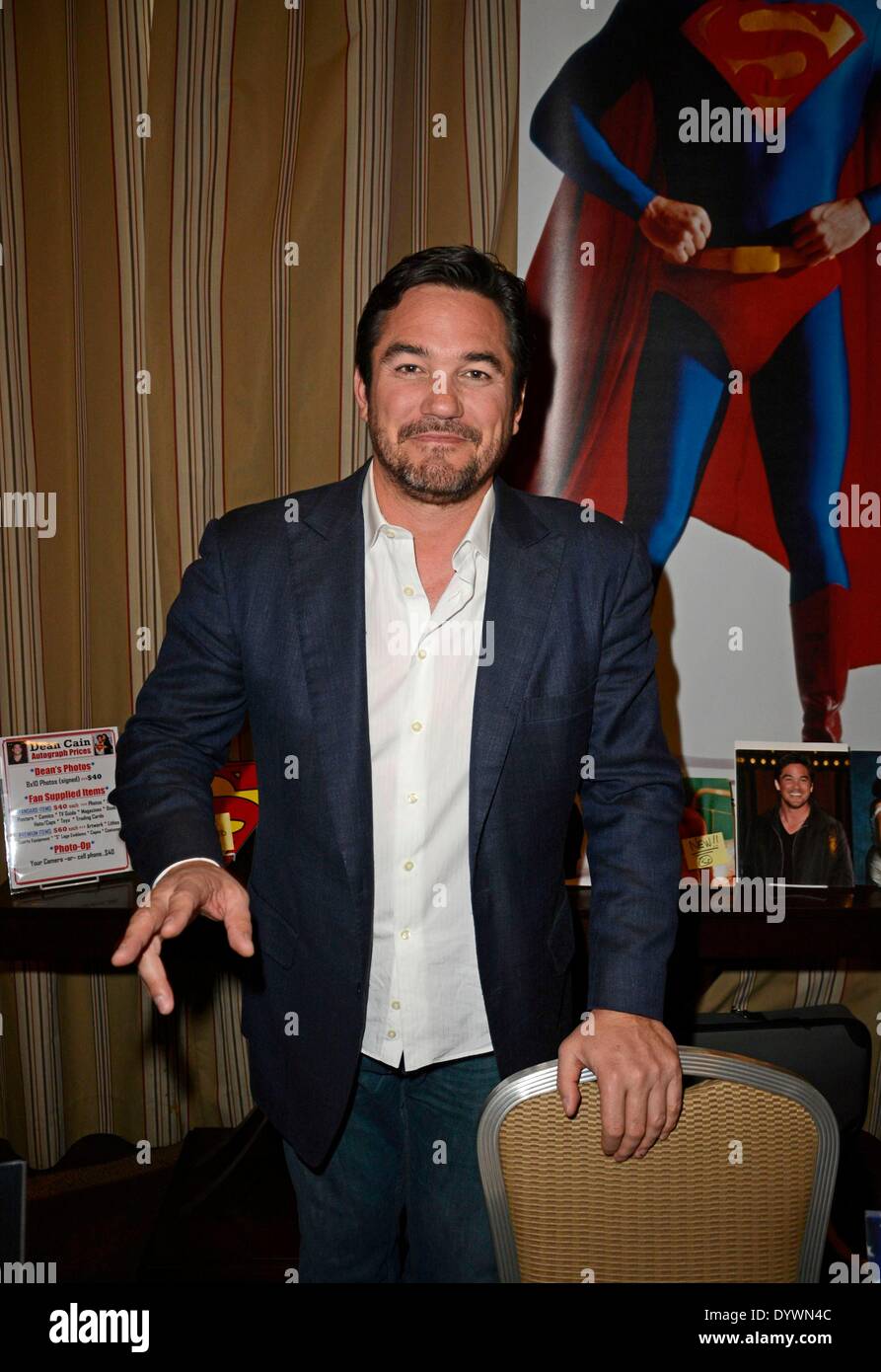 Dean Cain in attendance for Chiller Theatre Toy, Model and Film Expo ...