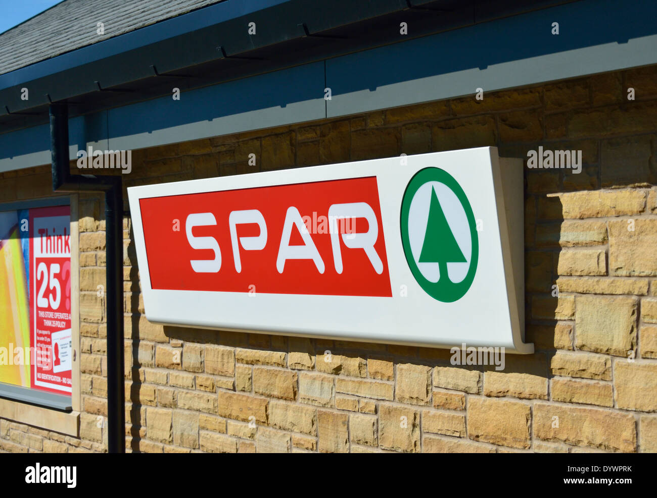 Spar logo hi-res stock photography and images - Alamy