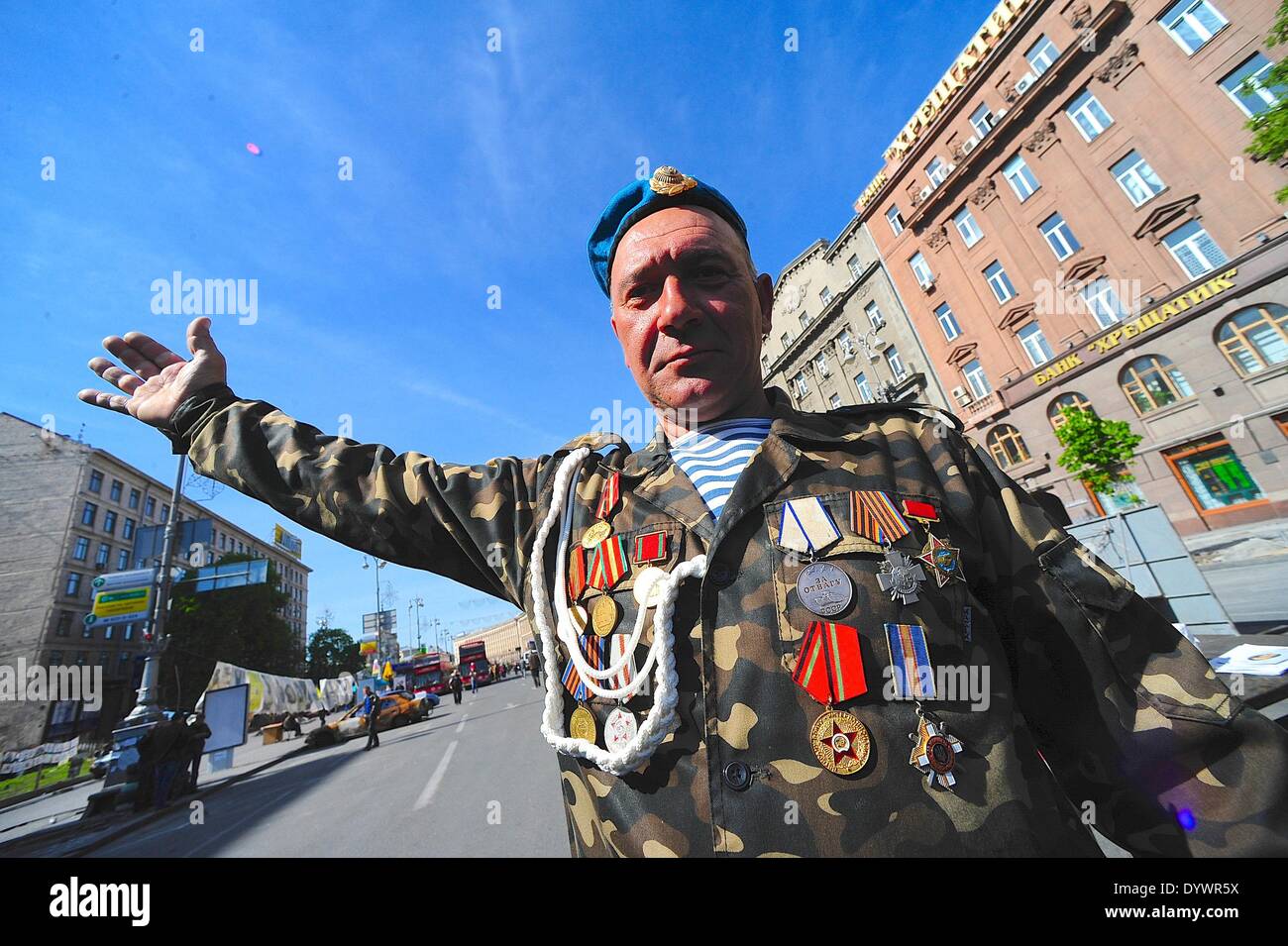 Kiev, Ukraine. 26th Apr, 2014. Ukrainian veterans of the Soviet war in ...