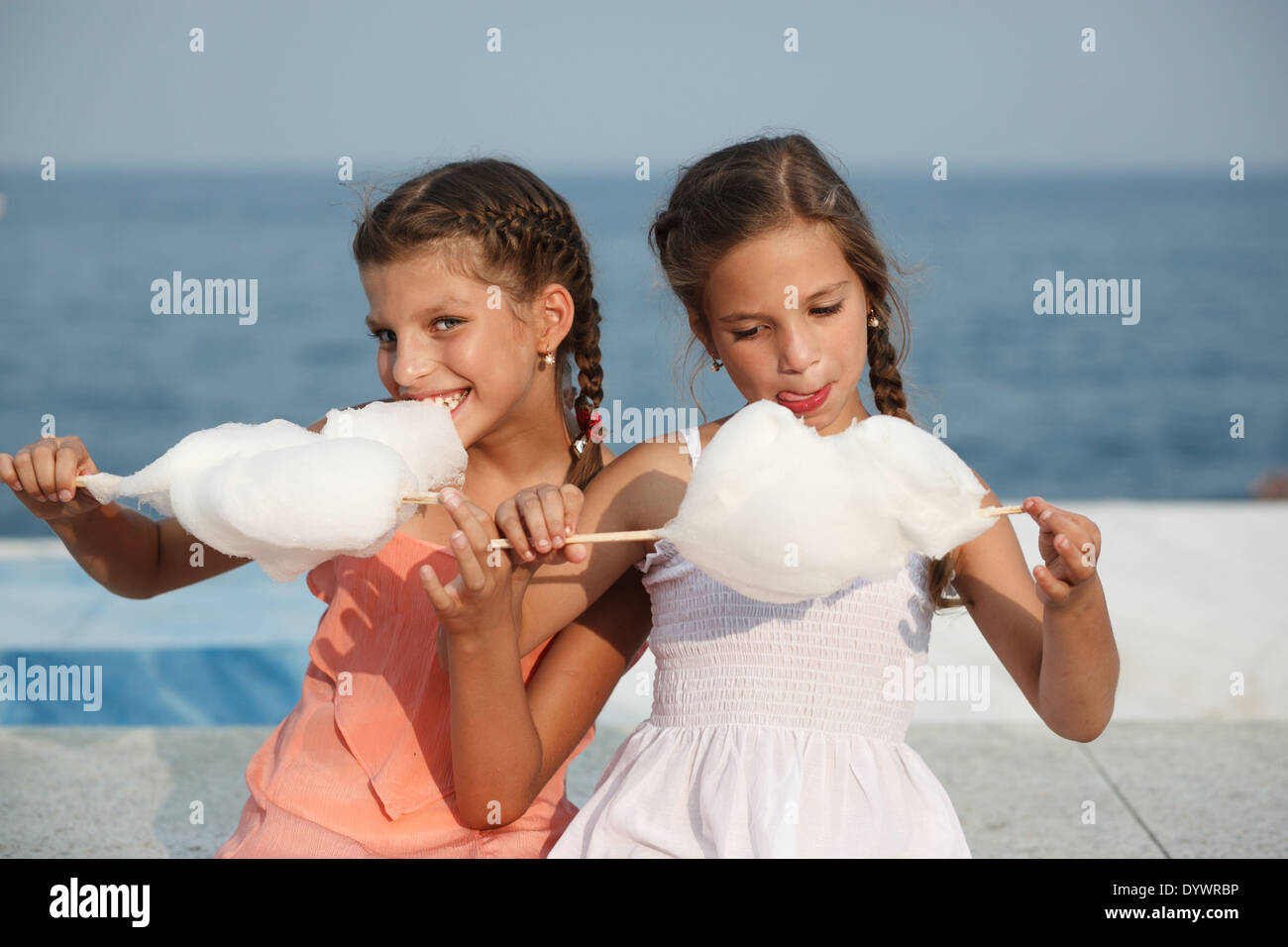 Cotton cotton candy hi-res stock photography and images - Alamy