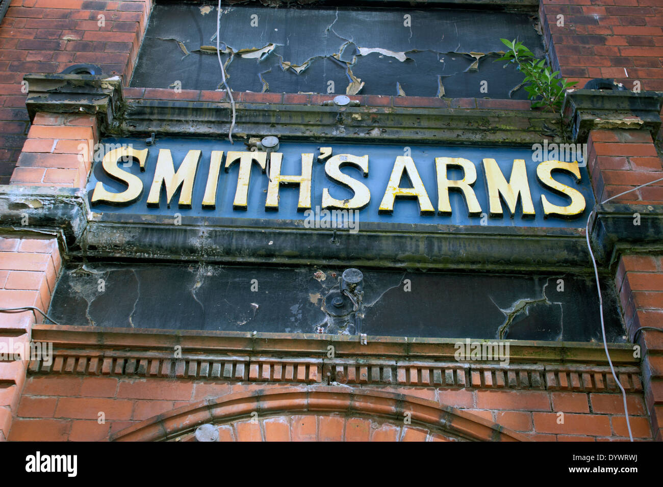 The smiths arms hi-res stock photography and images - Alamy