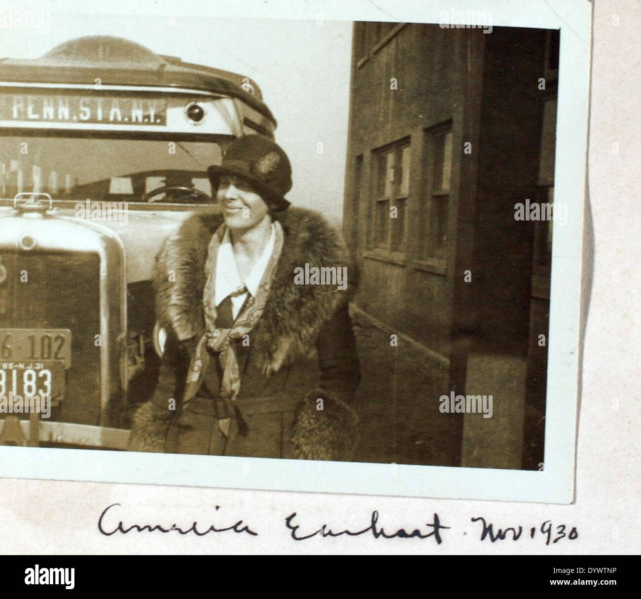 Amelia jones hi-res stock photography and images - Alamy