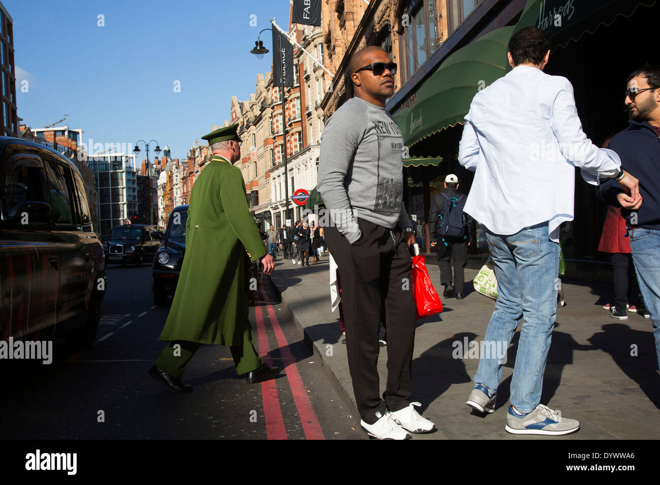 Harrods uniform hi-res stock photography and images - Alamy