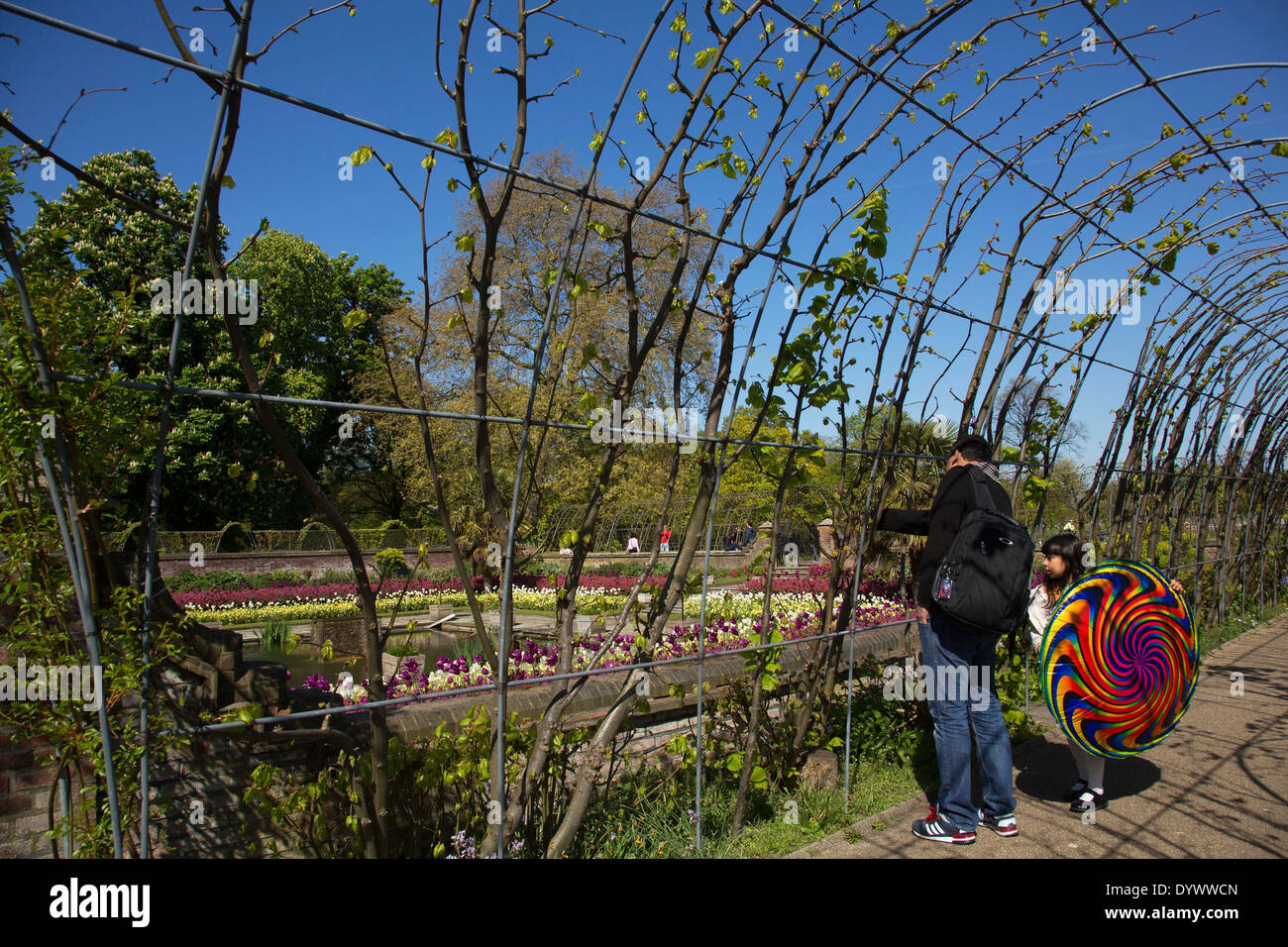 Arbour uk hi-res stock photography and images - Alamy