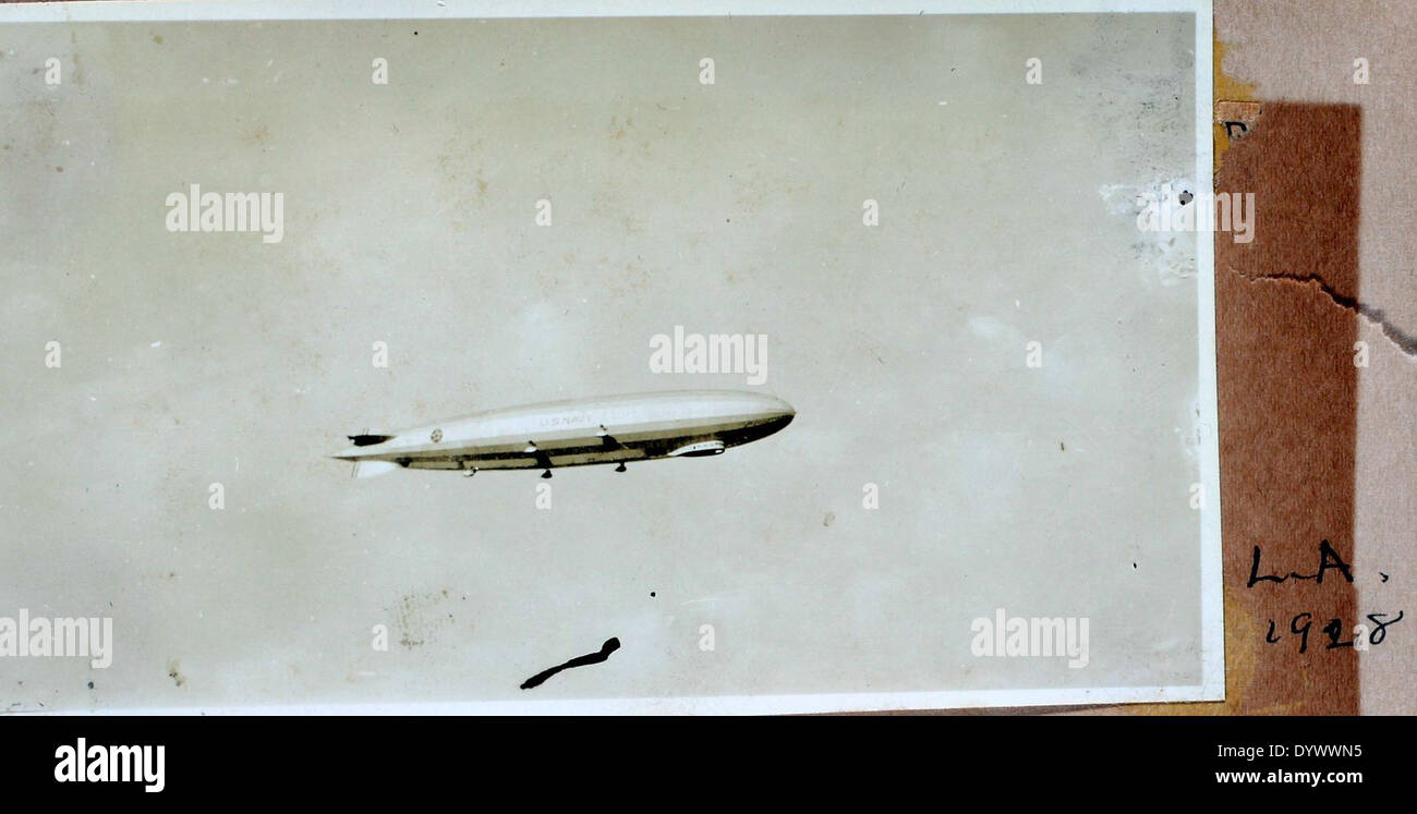 Uss los angeles airship hi-res stock photography and images - Alamy