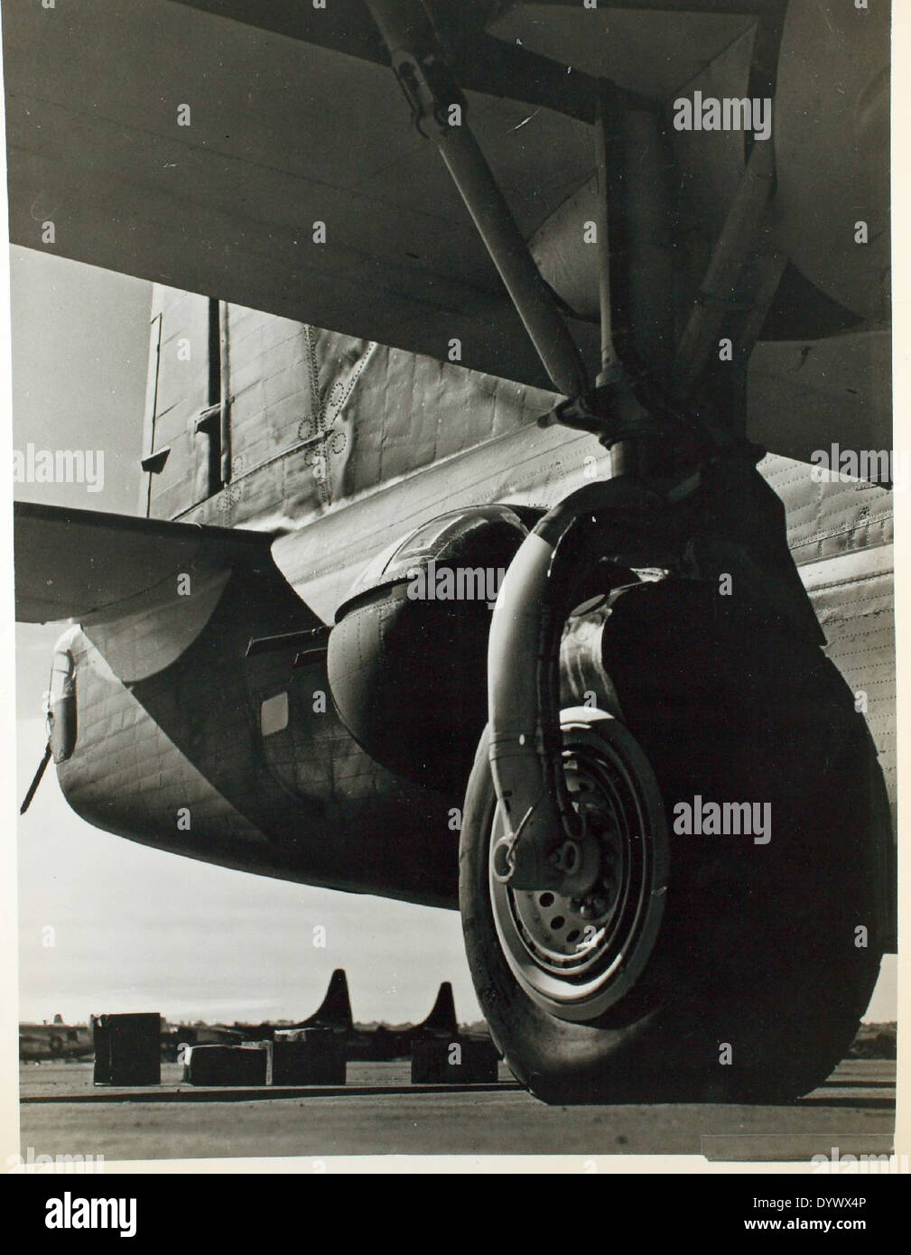 The PB4Y-2 Privateer was a U.S. Navy long-range patrol bomber used ...