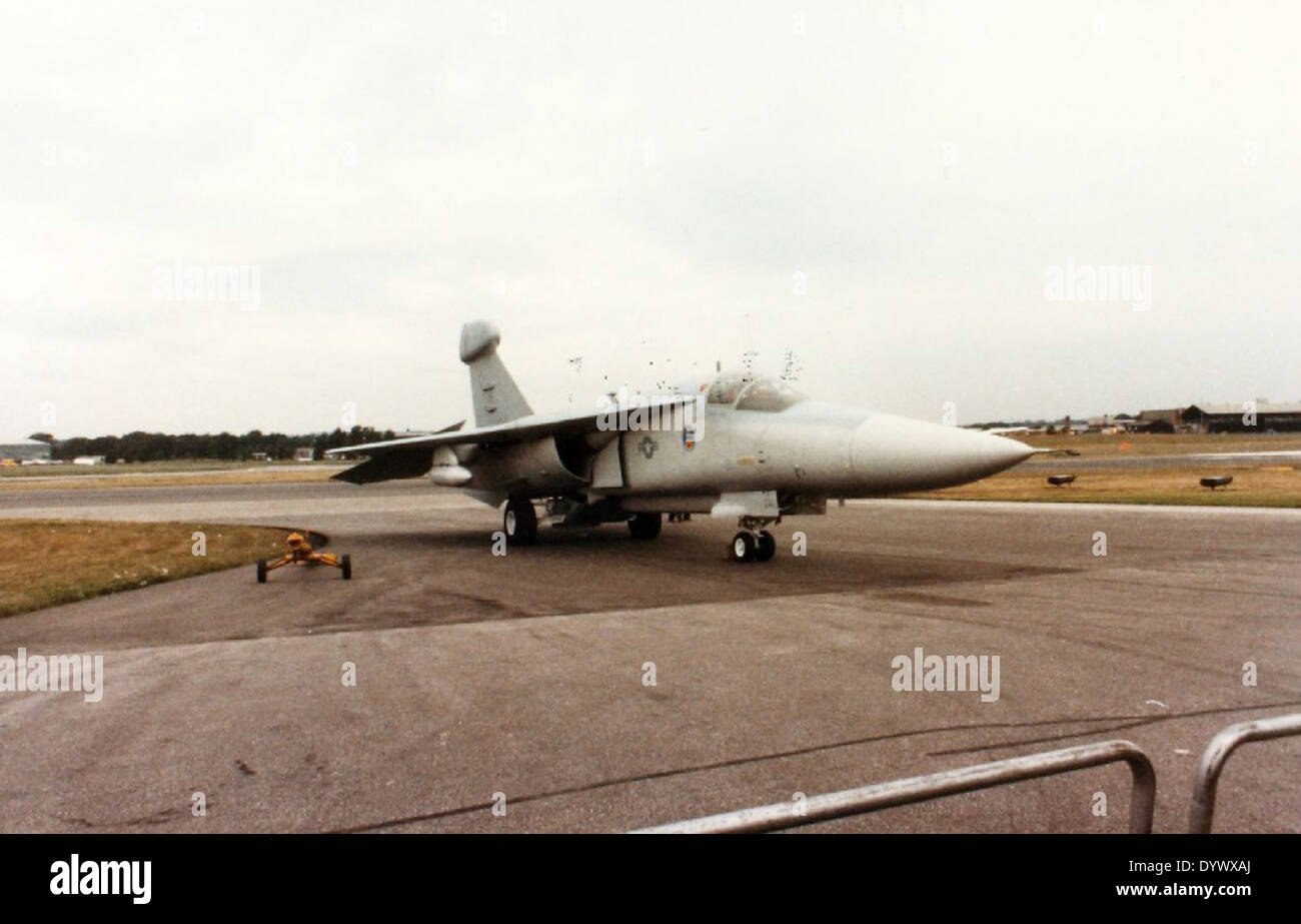 Ef 111a raven hi-res stock photography and images - Alamy
