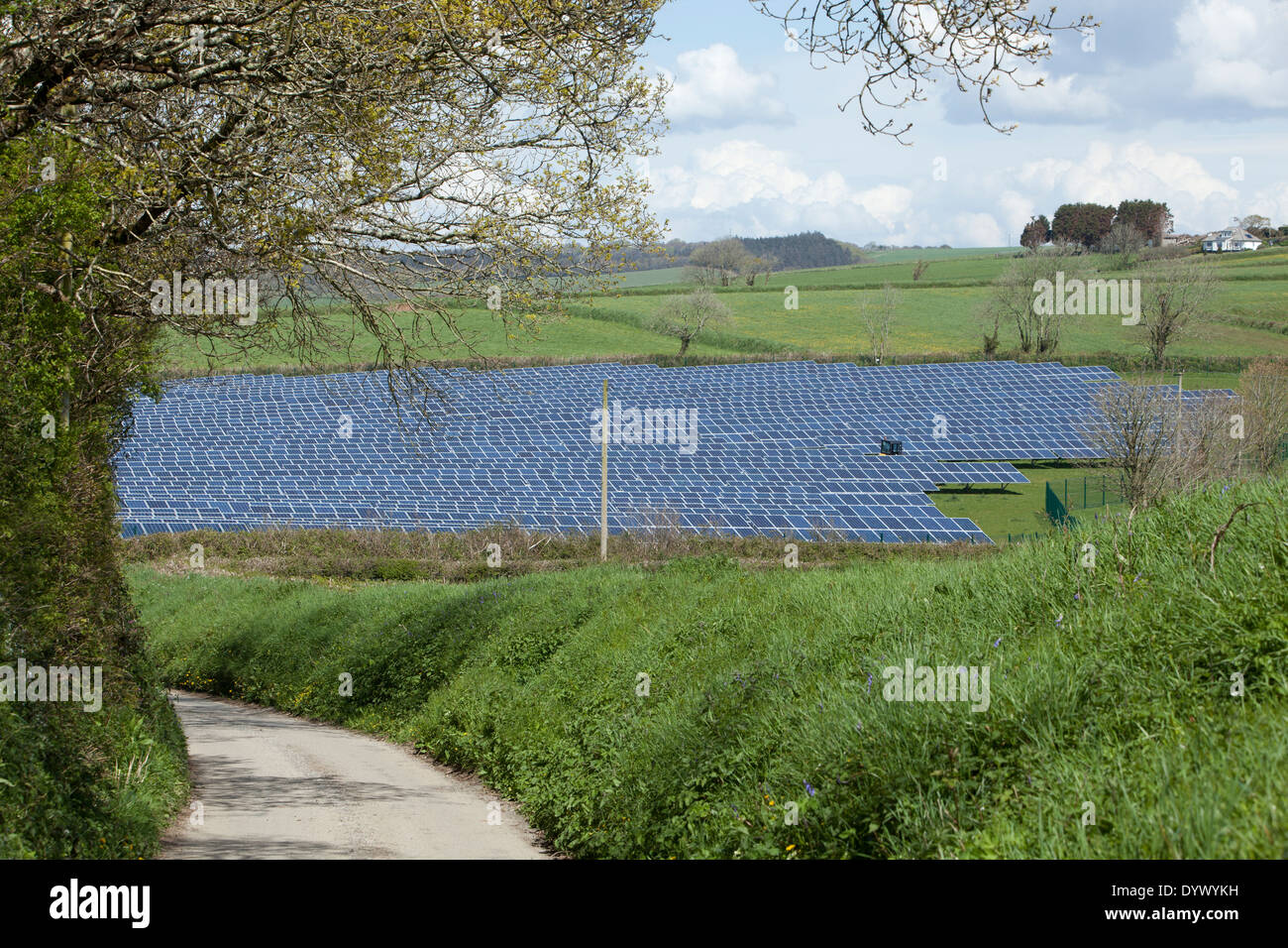 Large solar farm in countryside hi-res stock photography and images - Alamy