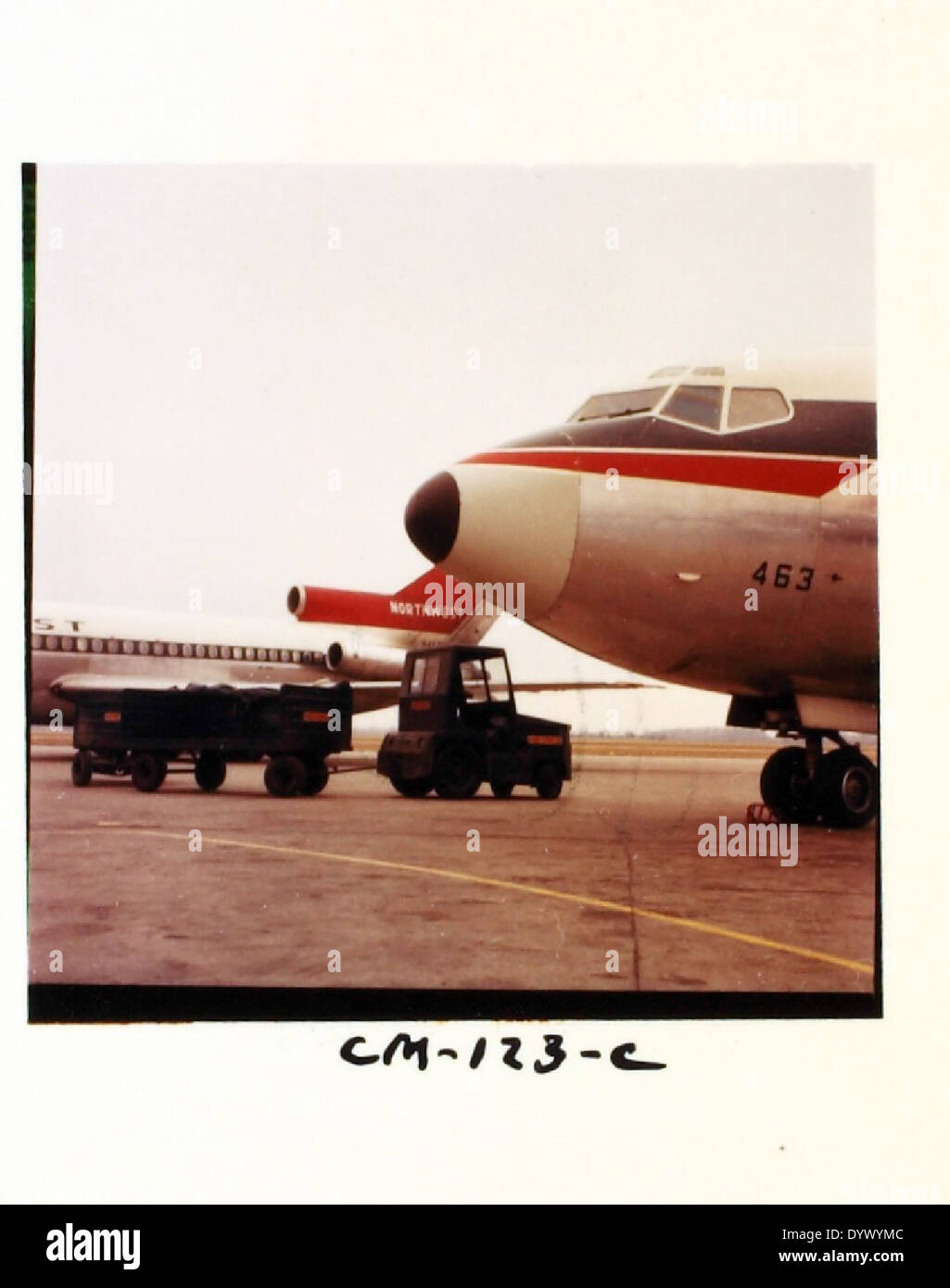 Boeing 727 engine hi-res stock photography and images - Alamy
