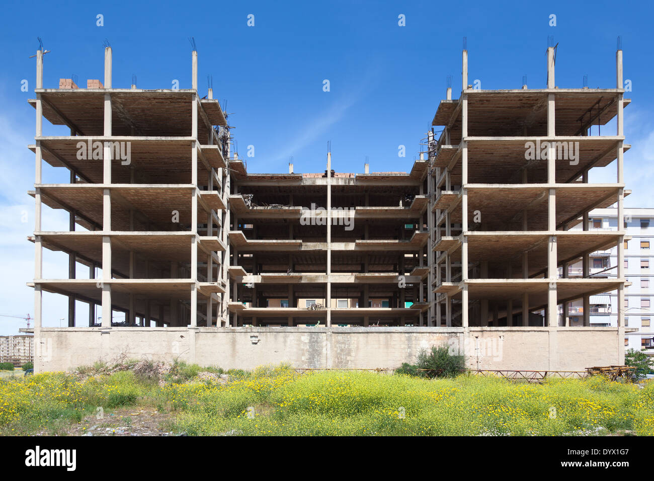Unfinished building abandoned Stock Photo - Alamy