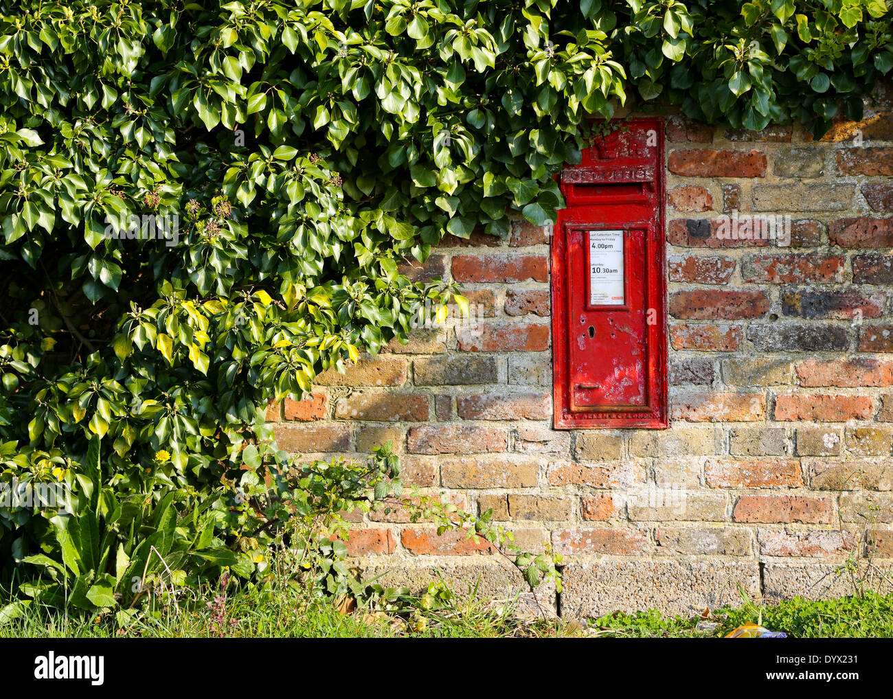 Red post boxes Stock Photo - Alamy
