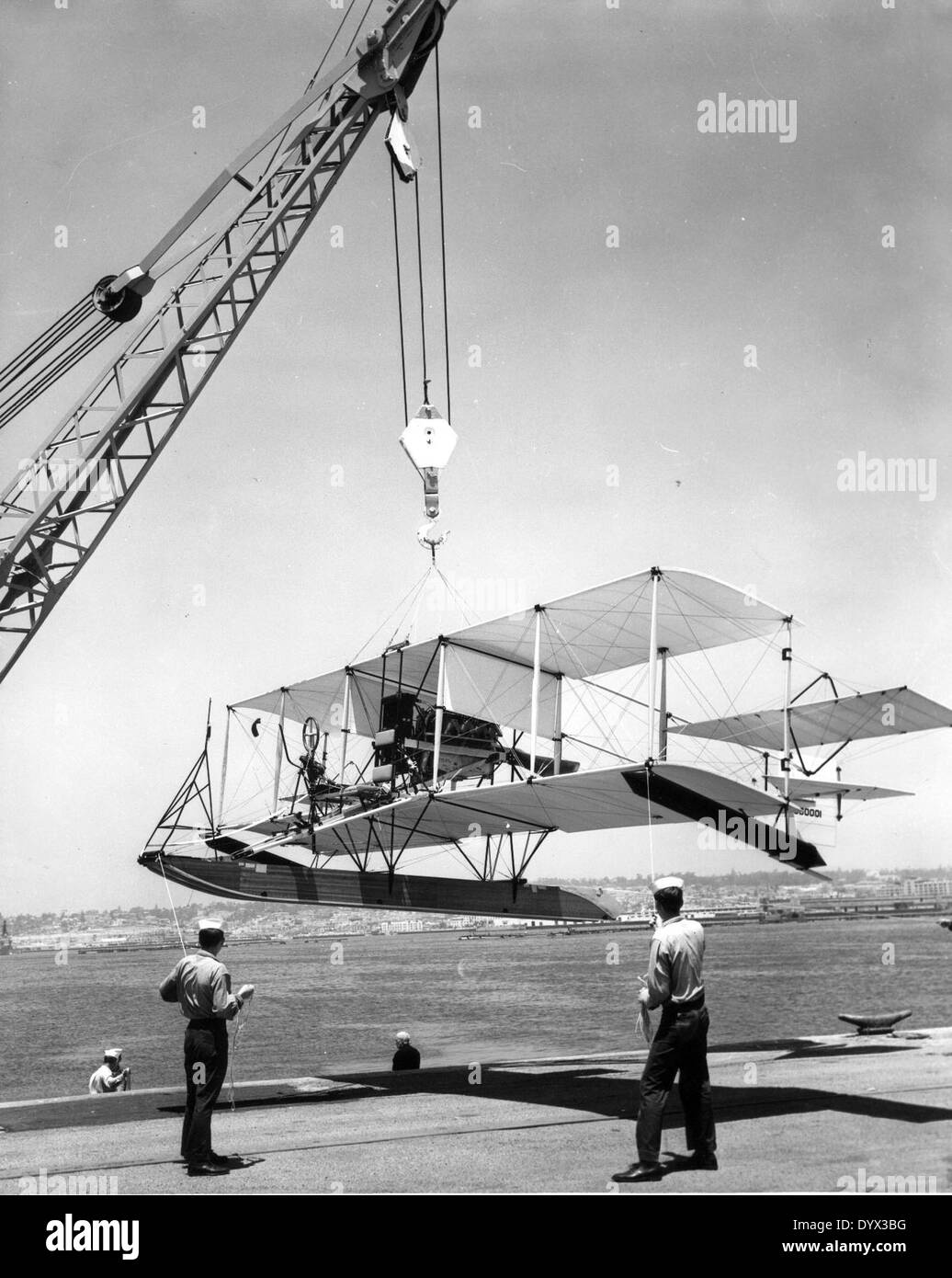 Hydro airplane Black and White Stock Photos & Images - Alamy