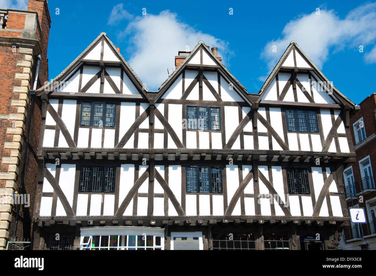 Tudor city hi-res stock photography and images - Alamy