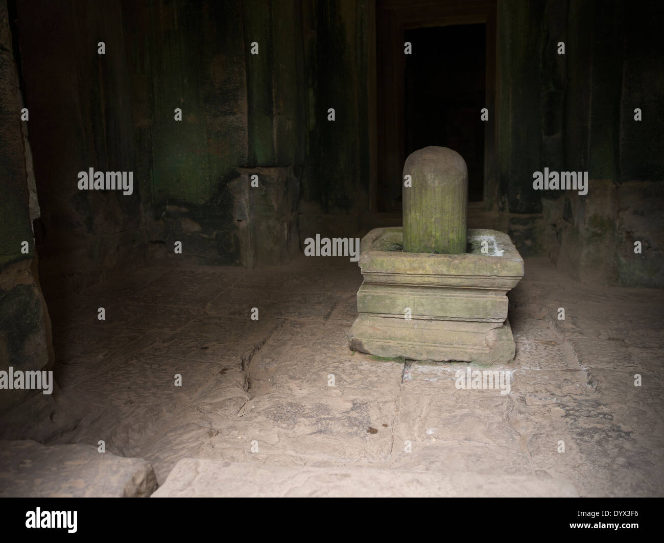 Cambodia lingam hi-res stock photography and images - Alamy