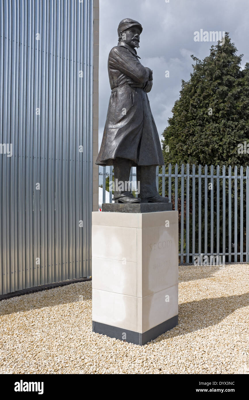Public UK Statue: Flight Pioneer and Wild West Showman Samuel Franklin ...
