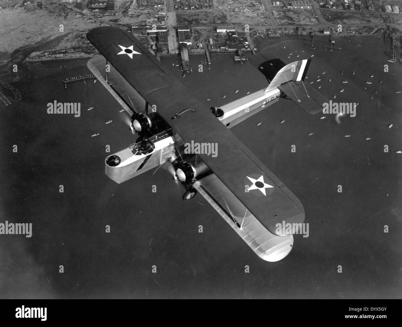 The Douglas T2D, a biplane used by the U.S. Navy in the 1920s, is ...
