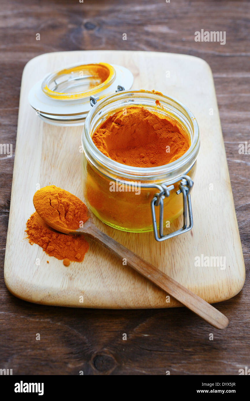 Jar of turmeric powder hi-res stock photography and images - Alamy