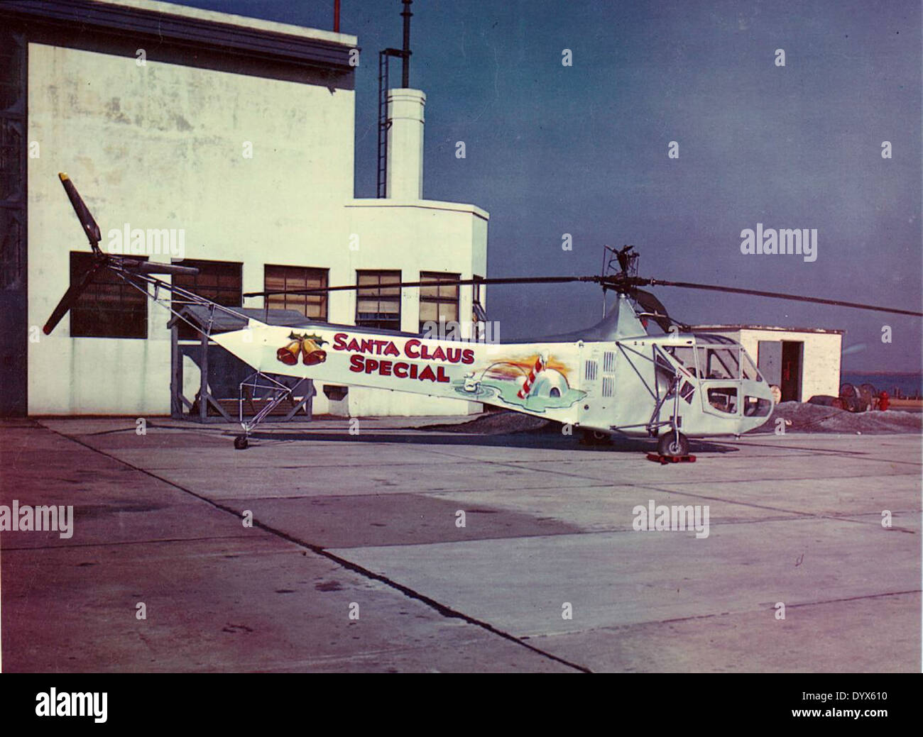 The Sikorsky HNS-1 was the first successful U.S. Navy helicopter ...