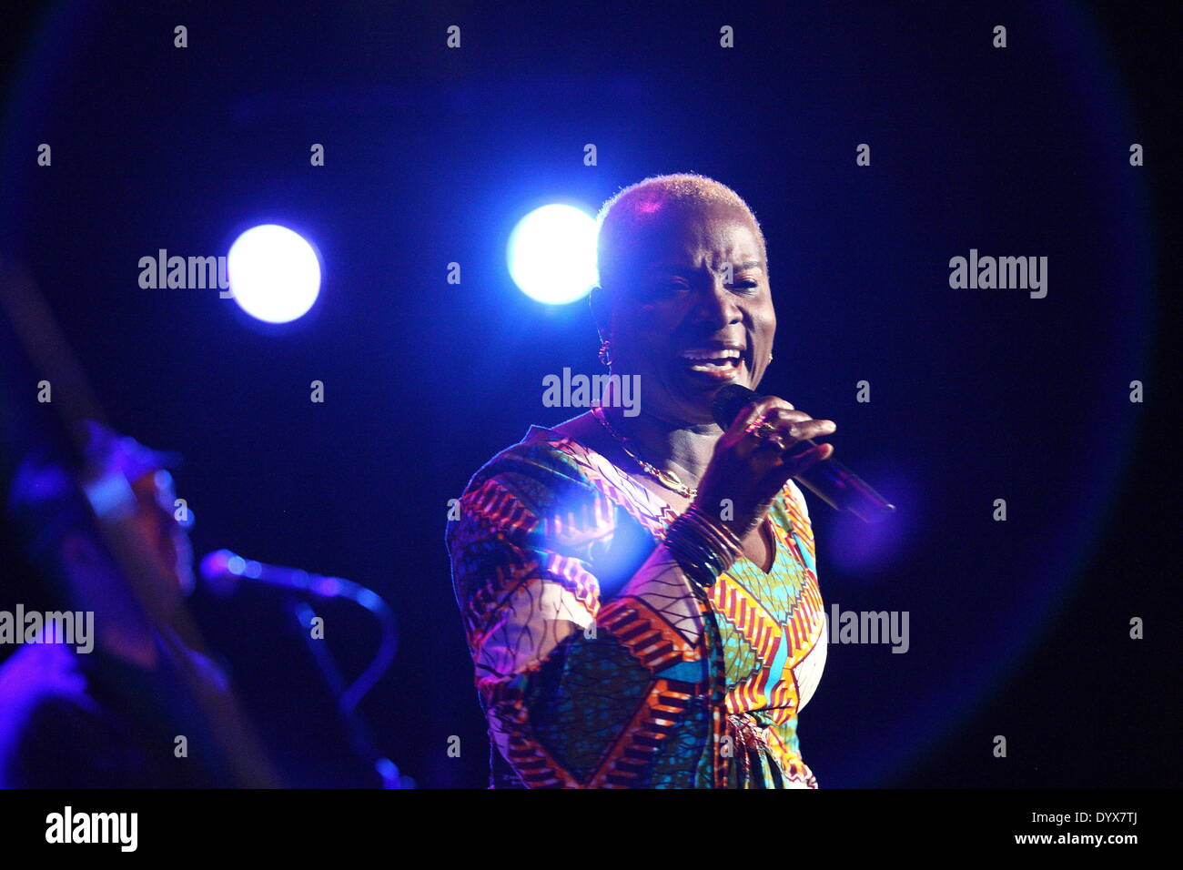 Angélique kidjo hi-res stock photography and images - Alamy