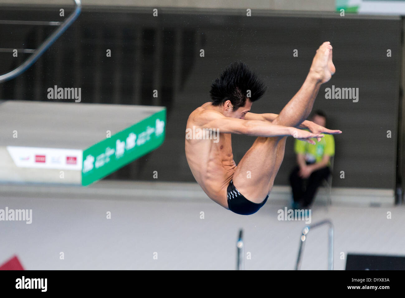 London, UK. 26th Apr, 2014. Sho SAKAI 3m Springboard Men Semi-Final B ...