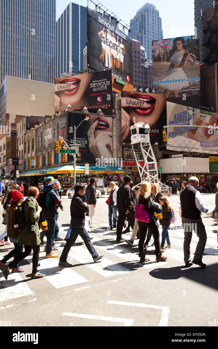 street scene, midtown, Manhattan, New York City, New York Stock Photo ...