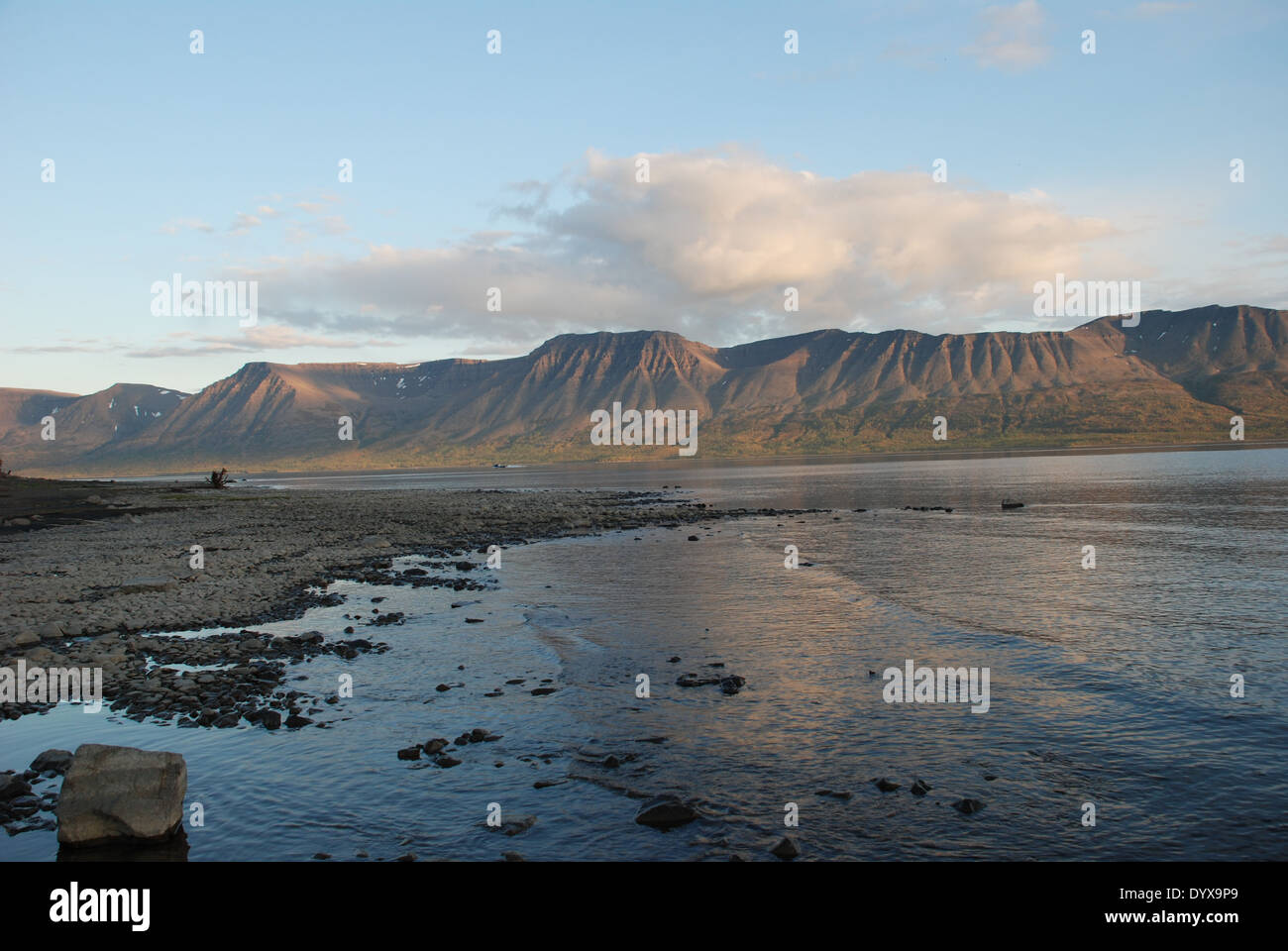 Sunset on lake Lama, the Eastern part of the Putoran plateau, Russia ...