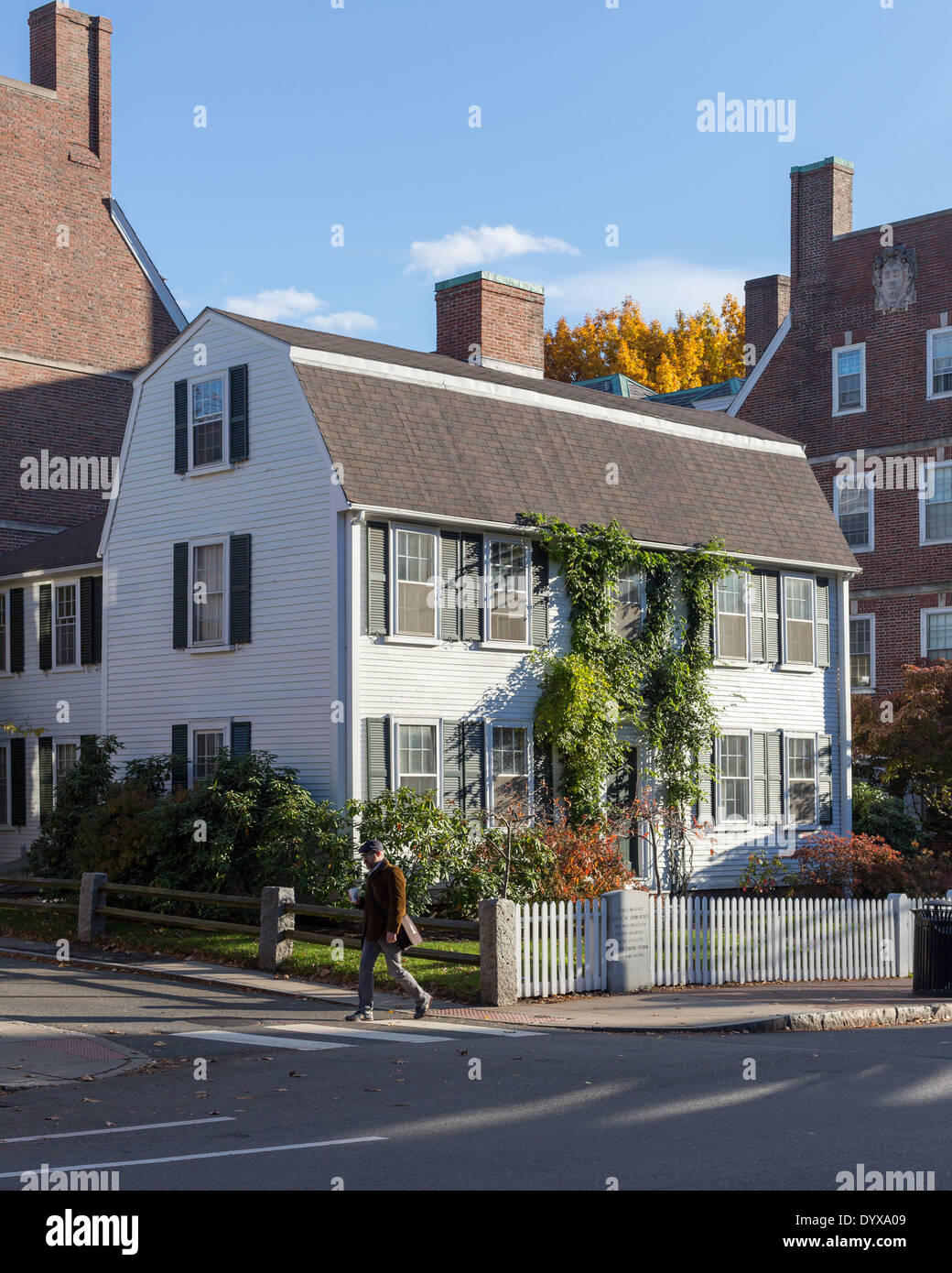 Street corner amidst Harvard University campus on JFK Street in ...