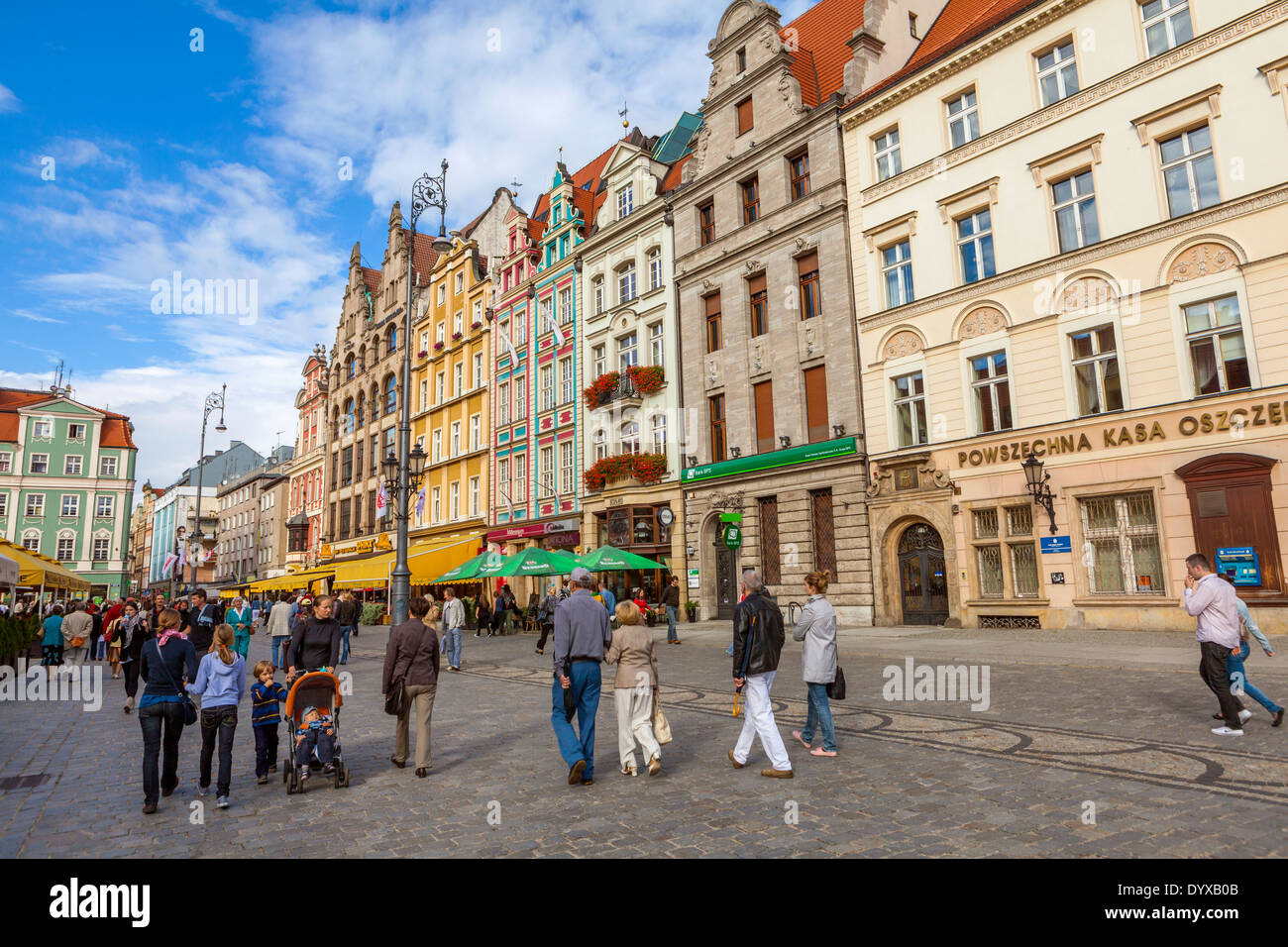 Colorful architecture hi-res stock photography and images - Alamy