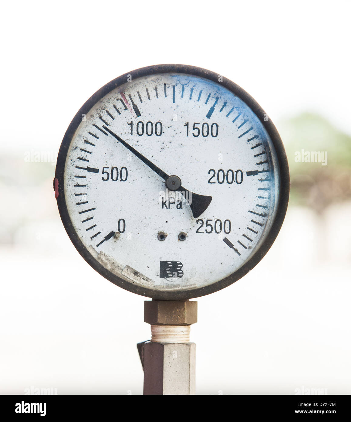 Broken pressure gauge hi-res stock photography and images - Alamy