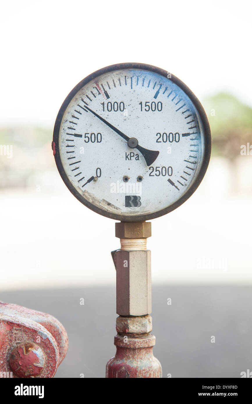 Broken pressure gauge hi-res stock photography and images - Alamy