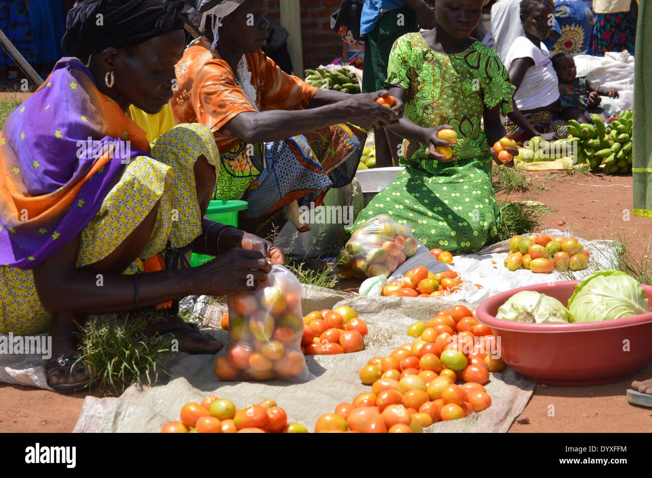 Morobo, South Sudan, Africa. 24th Apr, 2014. Produce and fruit vendors ...