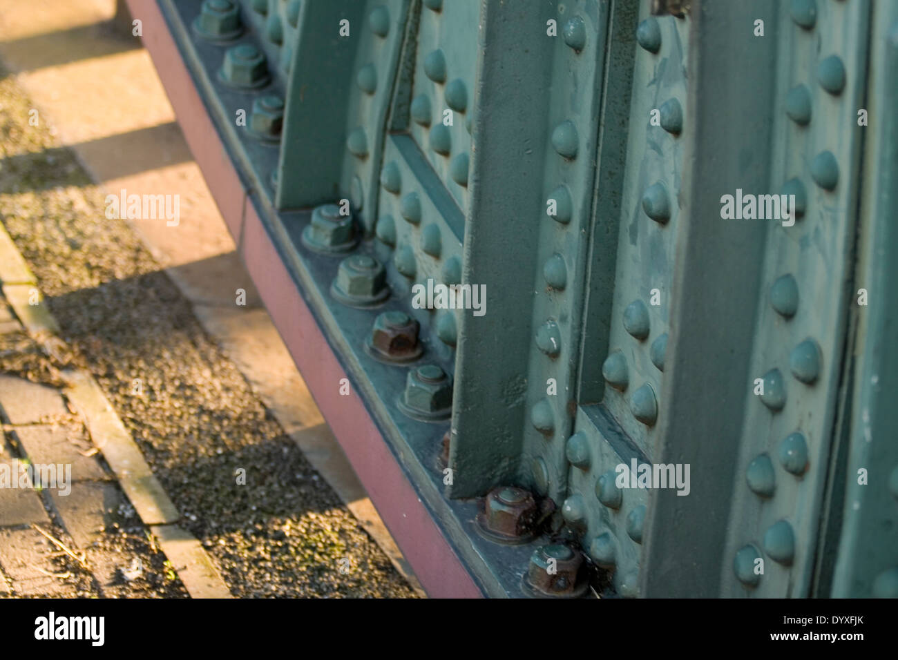 Bolted Together Stock Photos & Bolted Together Stock Images - Alamy