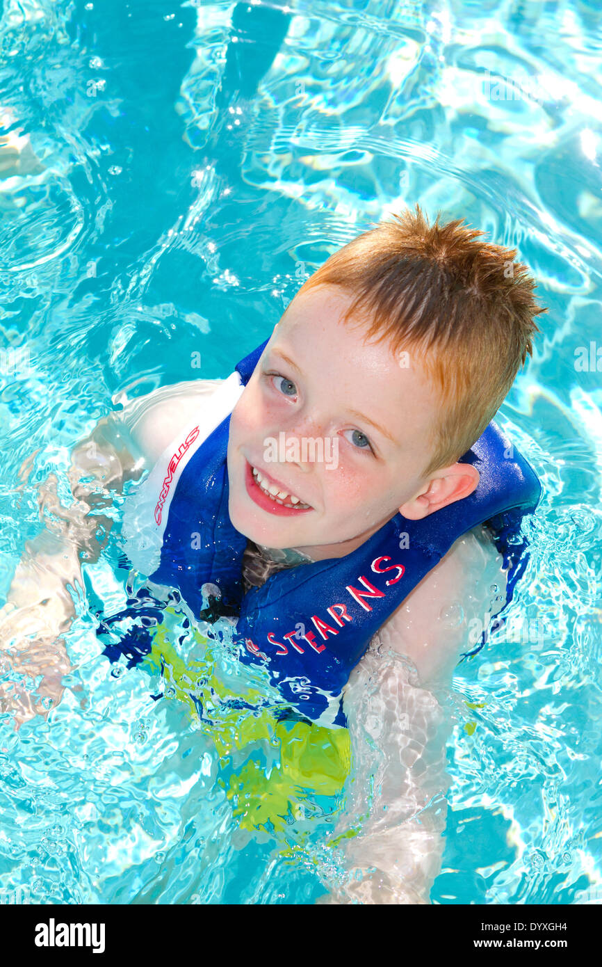 Asian male boy boys kids children playing hi-res stock photography and ...