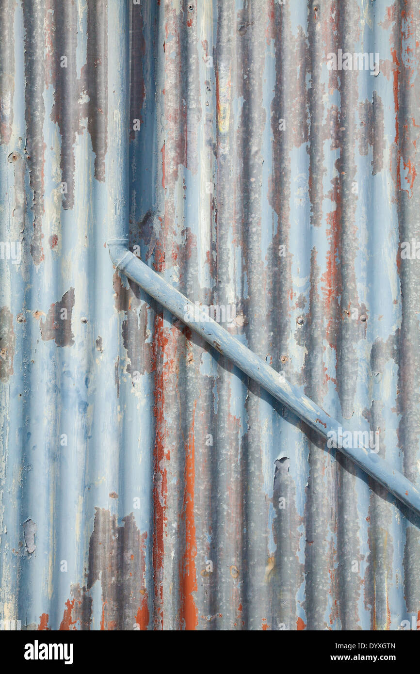 Corrugated iron sheet hi-res stock photography and images - Alamy