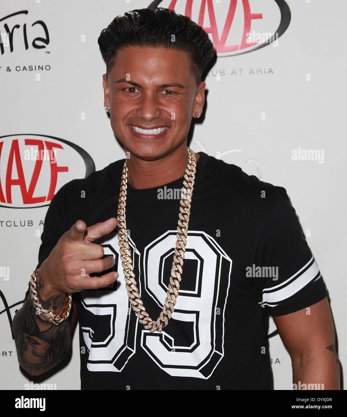 Aria haze hi-res stock photography and images - Alamy