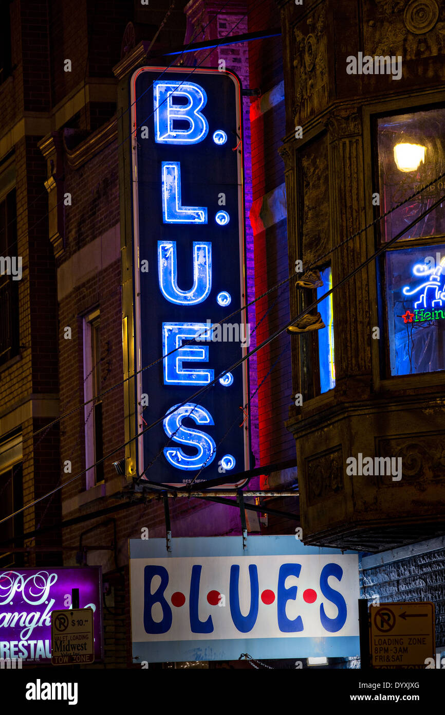Illinois chicago neon sign bar hi-res stock photography and images - Alamy