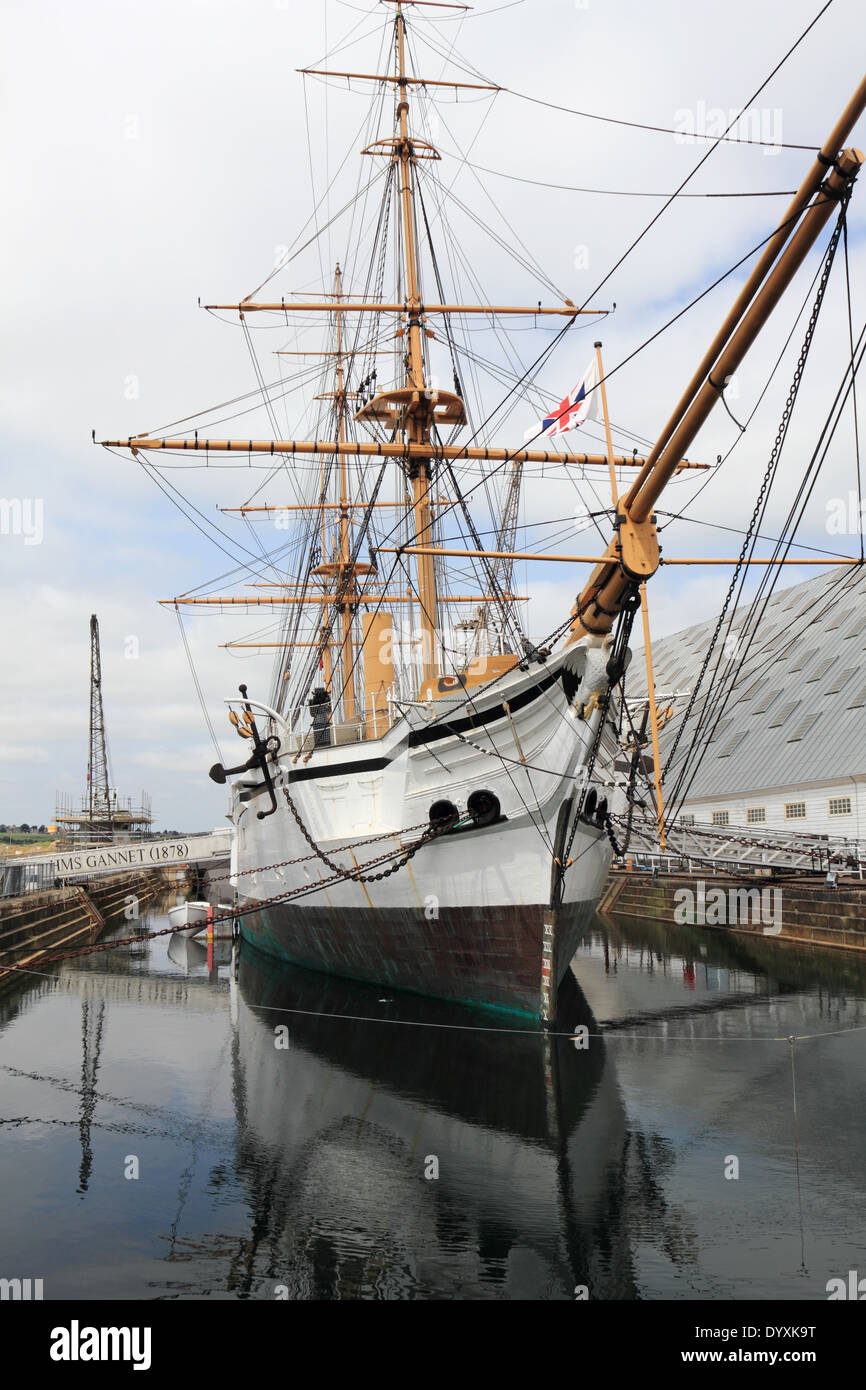 Victorian naval sloop hi-res stock photography and images - Alamy