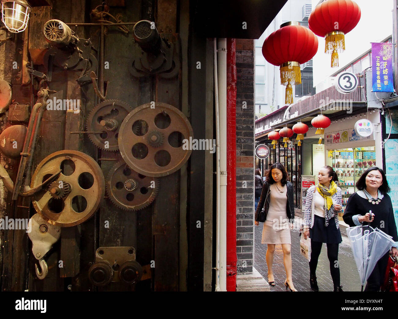 Shanghai china longtang hi-res stock photography and images - Alamy