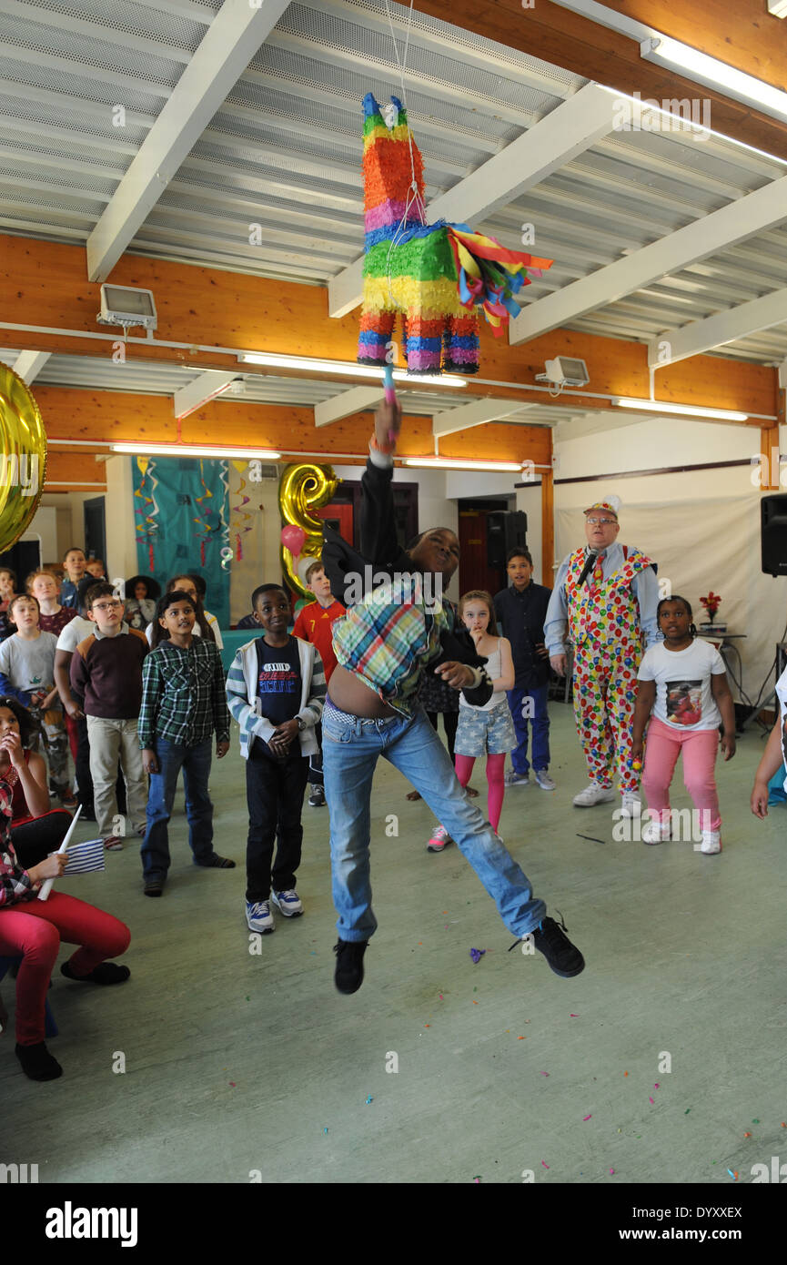 The pinata hi-res stock photography and images - Alamy