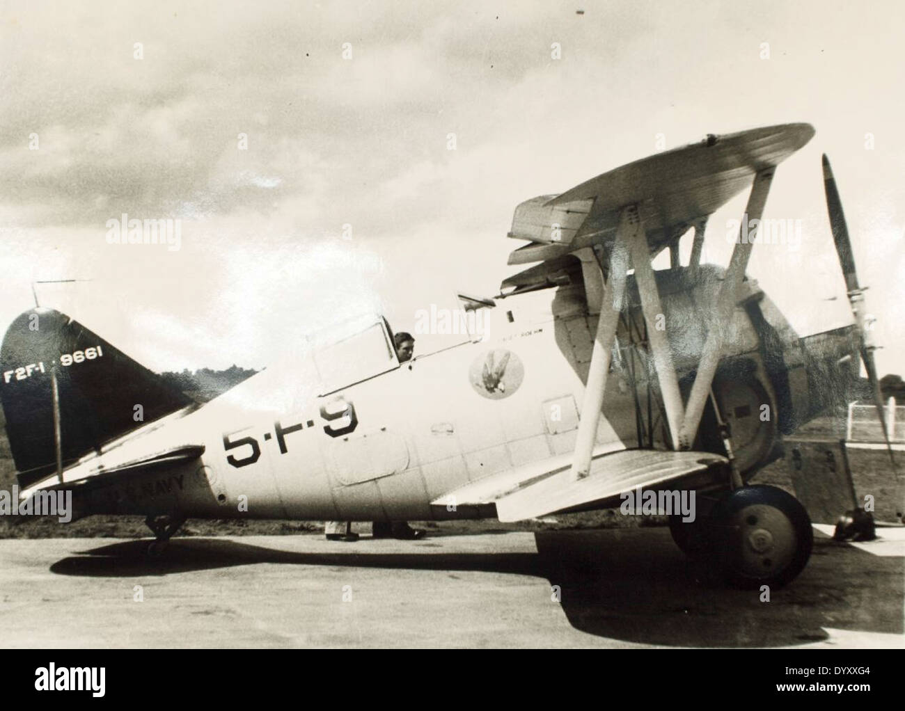 Grumman f2f hi-res stock photography and images - Alamy