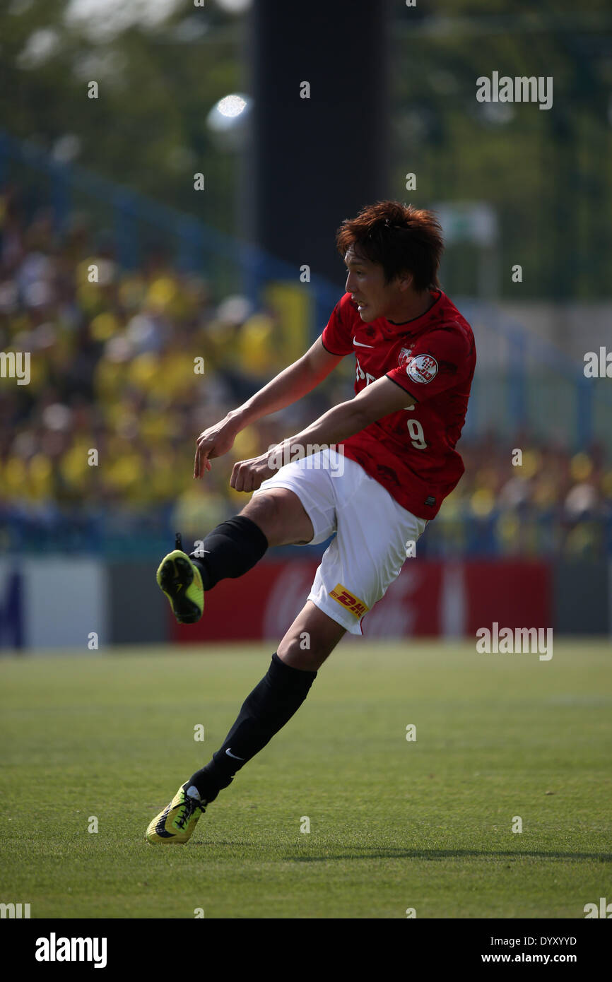 Hitachi Kashiwa Stadium, Chiba, Japan. 26th Apr, 2014. Genki Haraguchi ...