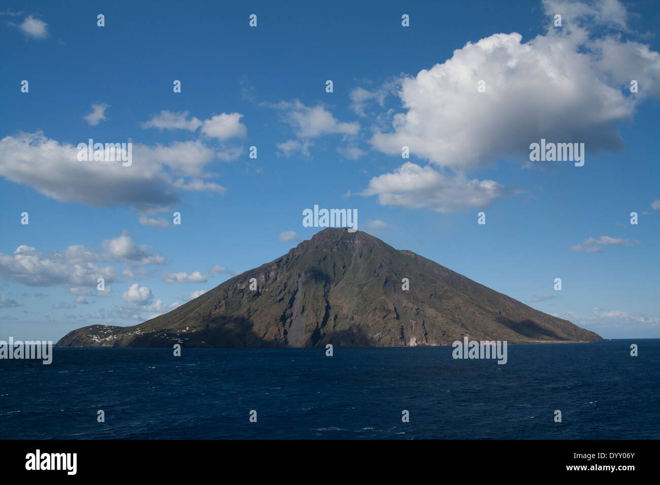 Stromboli view hi-res stock photography and images - Alamy