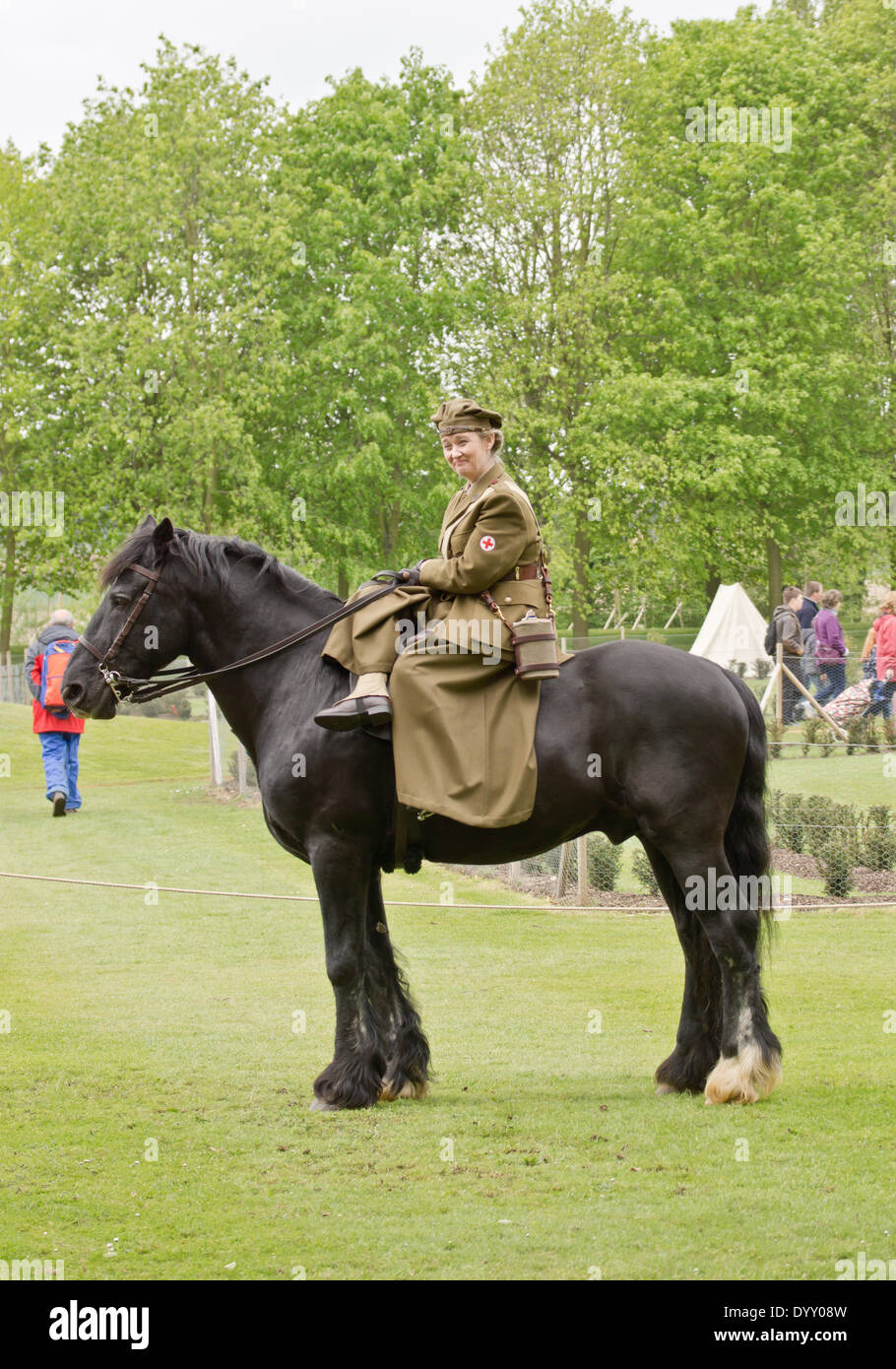 First aid nursing yeomanry ww1 hi-res stock photography and images - Alamy