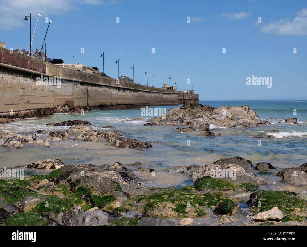 Harbor harbour wall hi-res stock photography and images - Alamy